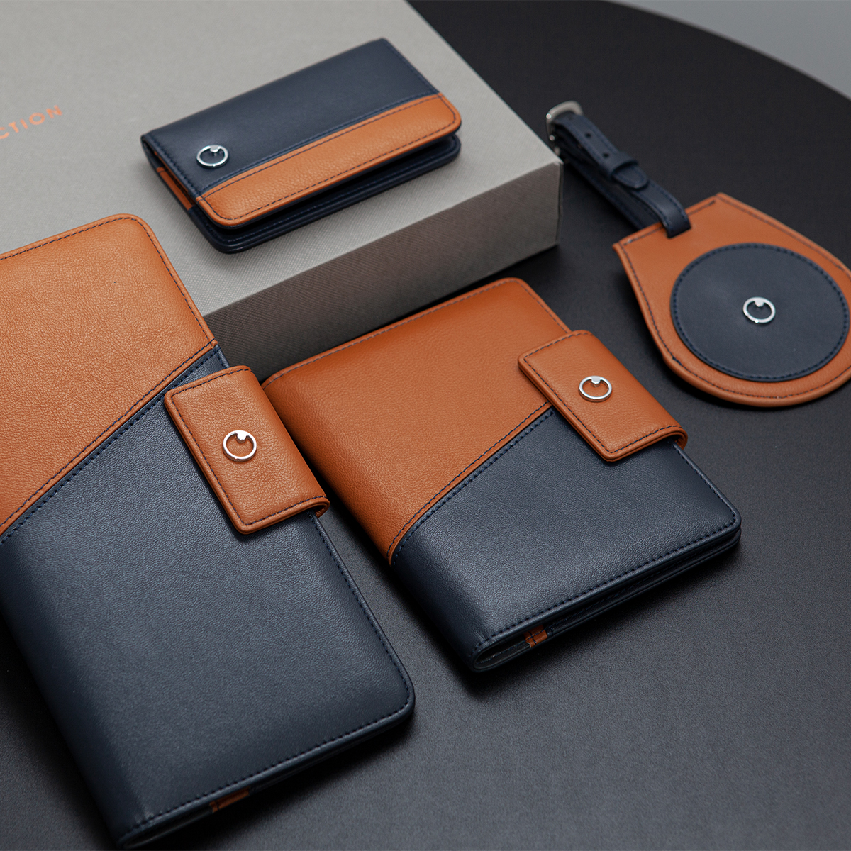 Leather Gift Set – IKONE Design Limited